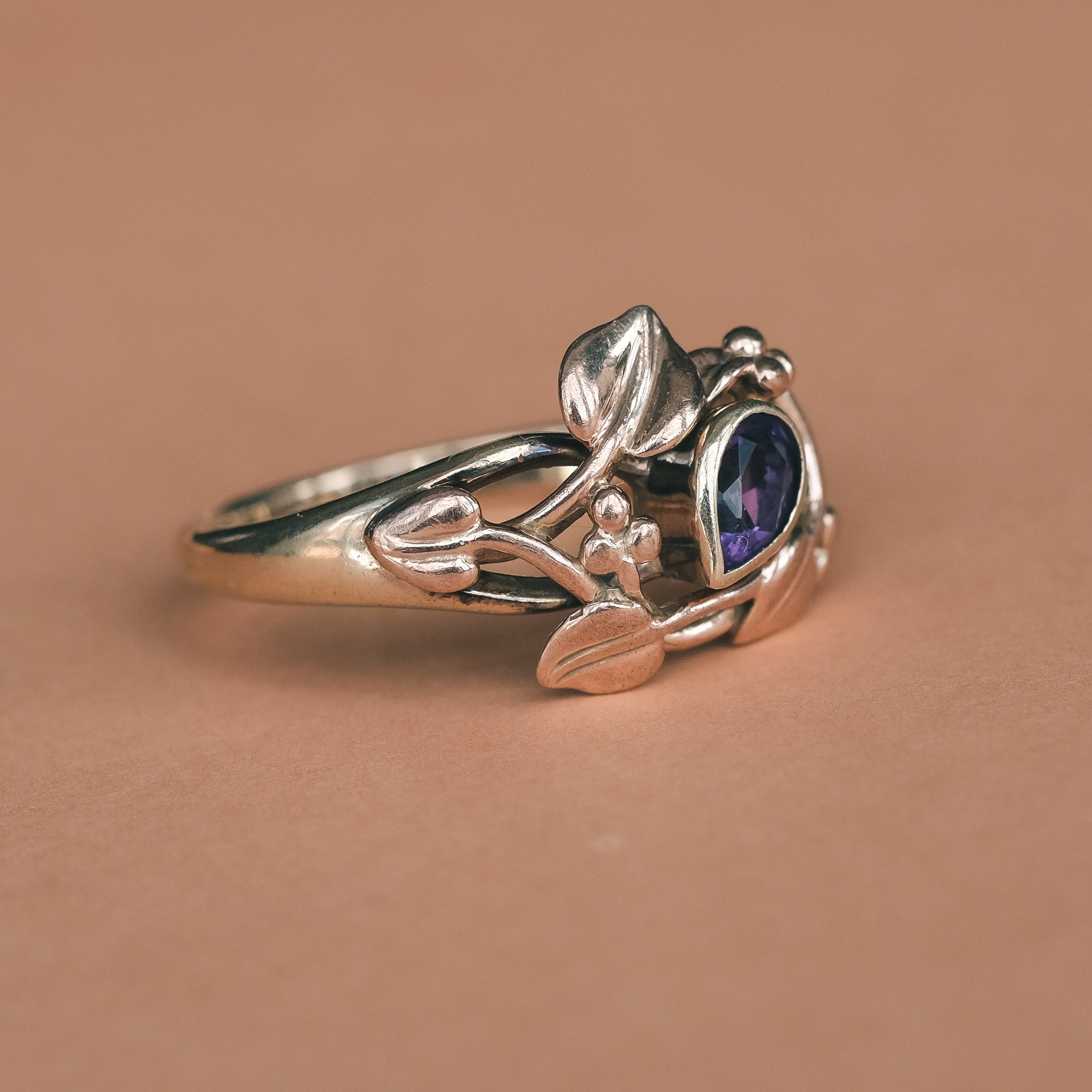 Vintage clogau gold rings store