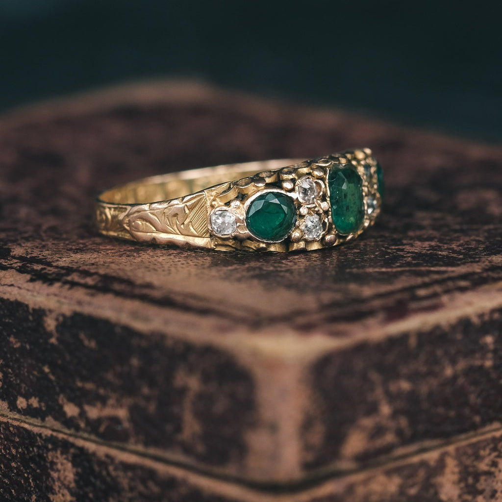 Mid Victorian Emerald Scroll Ring – Lost Owl Jewelry