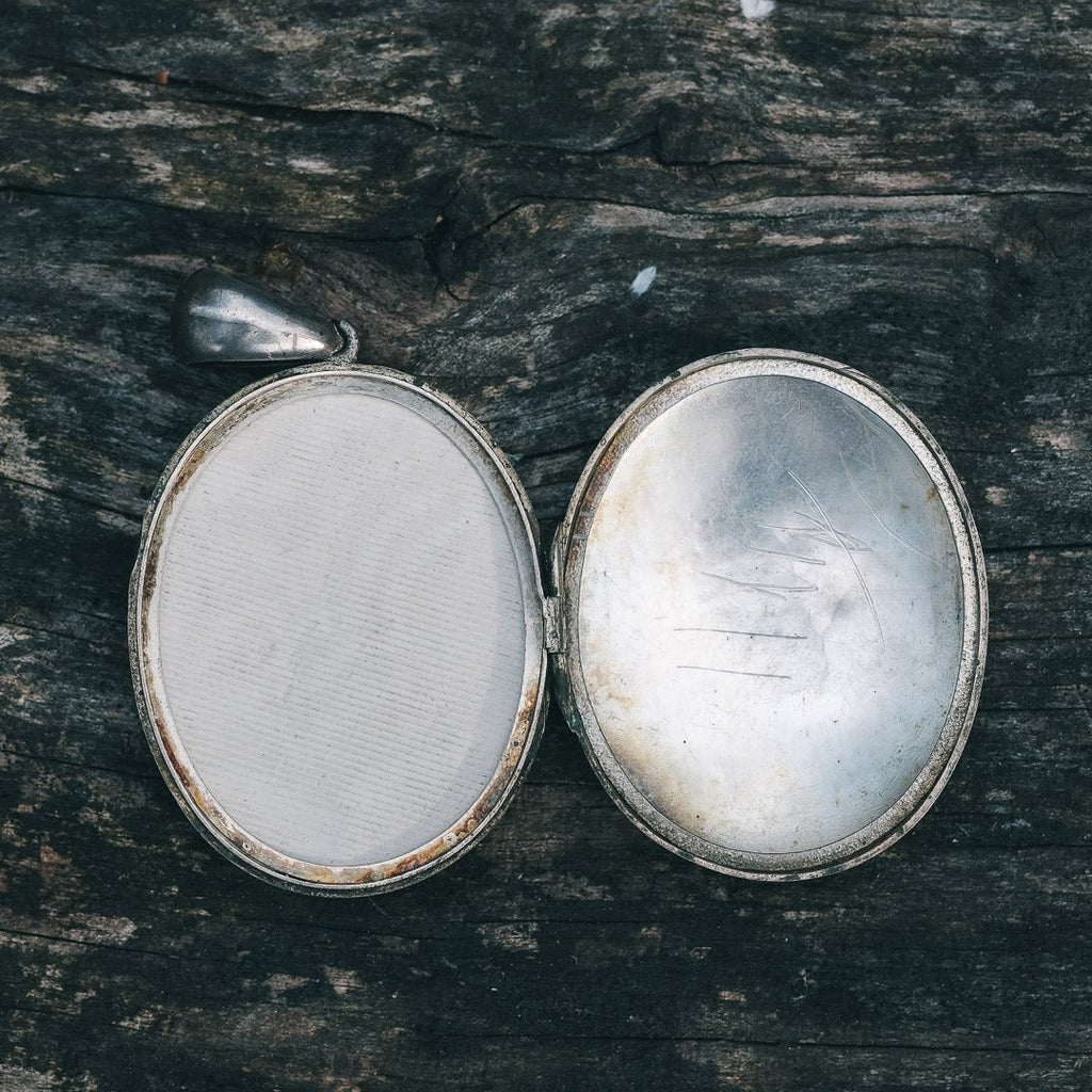 Victorian "Willow Pattern" Locket & Book Chain – Lost Owl Jewelry