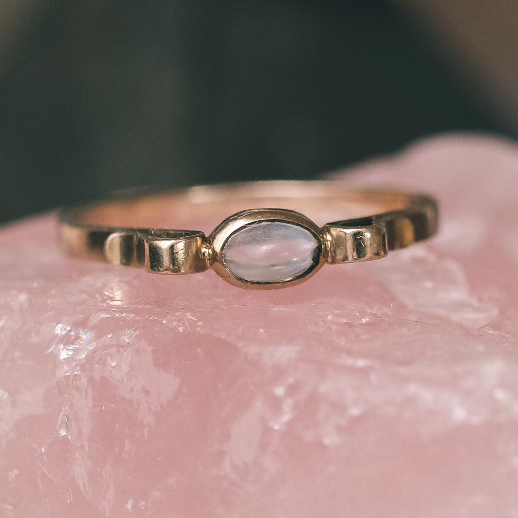 Vintage Moonstone Scroll Ring – Lost Owl Jewelry