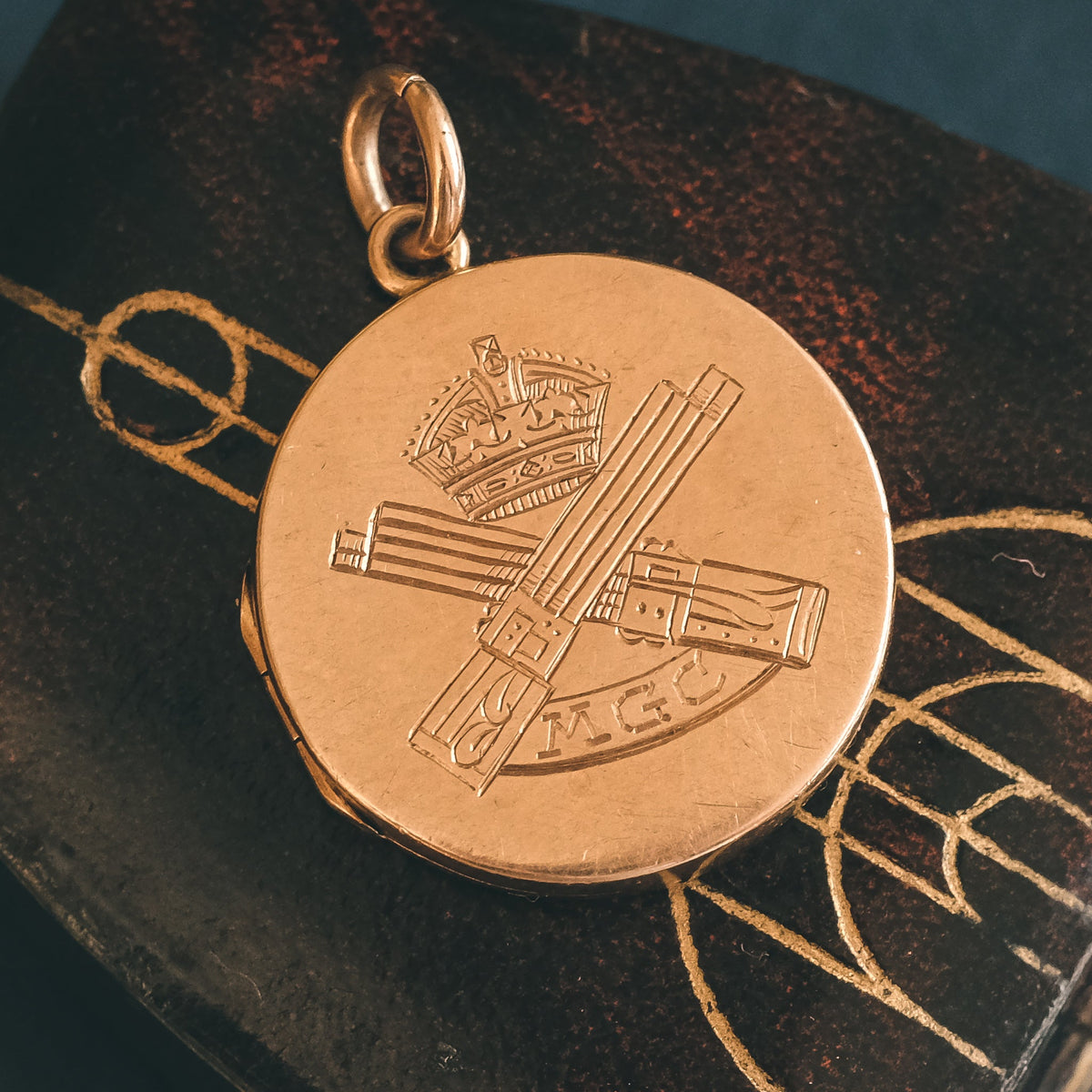 WW1 Machine Gun Corps Gold Locket – Lost Owl Jewelry